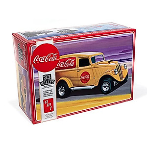 AMT 1933 Willys Panel Coke 1:25 Scale Model Kit