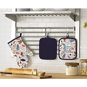 Mainstay 5 Piece Kitchen Set Includes 2 Kitchen Towels, 1 Pot Holders, 2 Oven Mitts (Bless This Kitchen)