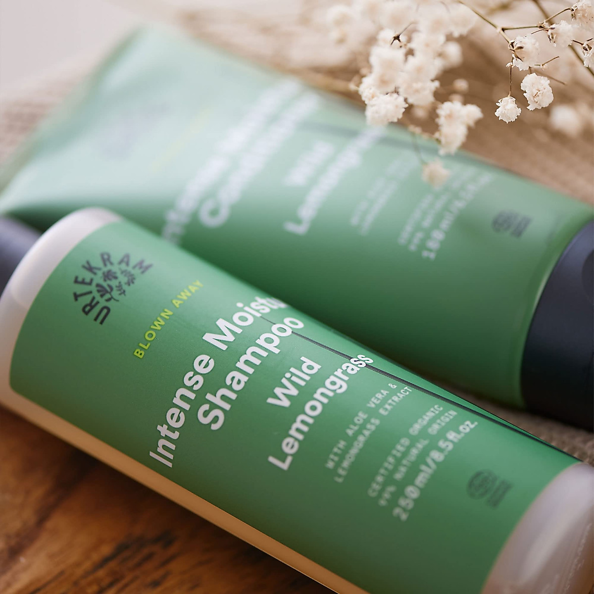 Urtekram Conditioner - Wild Lemongrass - Normal Hair - 180 ml, Vegan, Organic, Intense Moisture, Natural Origin