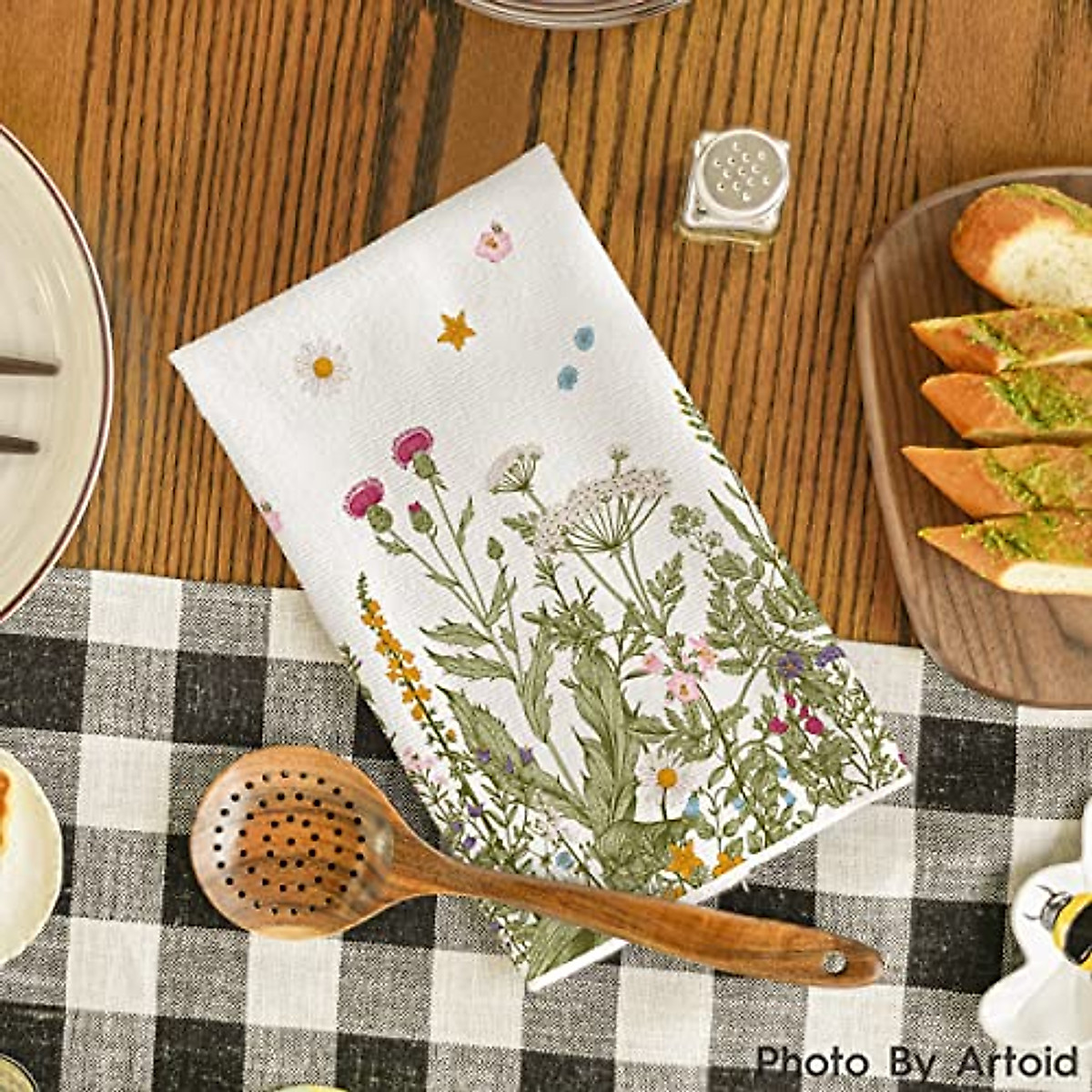 Artoid Mode Wildflower Floral Fall Kitchen Towels Dish Towels, 18x26 Inch Leaves Holiday Decoration Hand Towels Set of 2