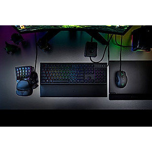 Razer Tartarus v2 Gaming Keypad: Mecha-Membrane Key Switches - 32 Programmable Keys - Customizable Chroma RGB Lighting - Programmable Macros - Classic Black