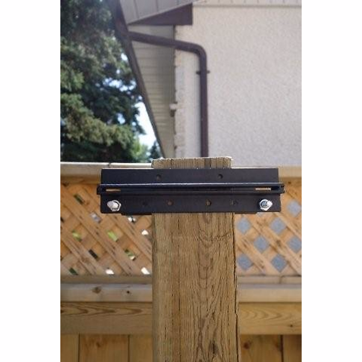 ReciProMate- Reciprocating Saw Guide Attachment For Cutting 4x4 Fence and Deck Posts