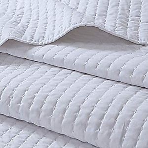 Madison Park Keaton Quilt Set-Casual Channel Stitching Design All Season, Lightweight Coverlet Bedspread Bedding, Shams, Twin/Twin XL(68"x90"), Stripe White, 2 Piece