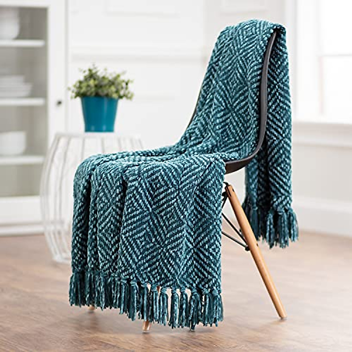 Chanasya Soft Teal Chenille Knitted Diamond Textured Decorative Throw Blanket - Geometric Lightweight Luxury Fuzzy Decor with Tassels for Couch Sofa Bed Chair Bedroom Living Room (50x65 Inches)