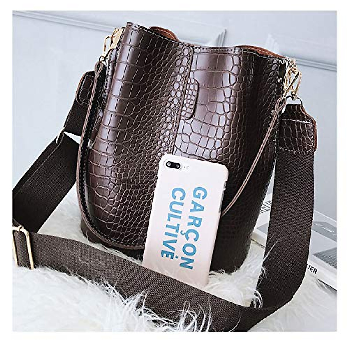 Women Hobo Shoulder Bag, Crocodile Pattern Handbags Large Capacity Crossbody Bag, Coffee