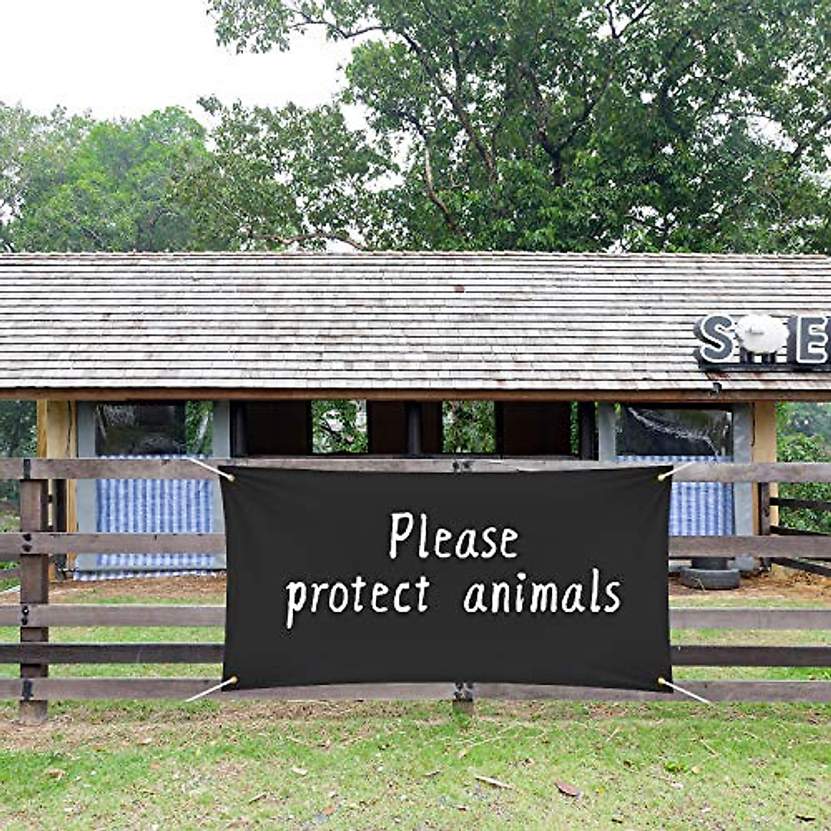 Large Banners and Signs Blank Banner Polyester Oxford Cloth Sublimation Banner with Hanging Rope for Indoor Wall Outdoor Easy Hang Signs DIY Banner Signs for Business Office (Black,2 x 4 Feet)