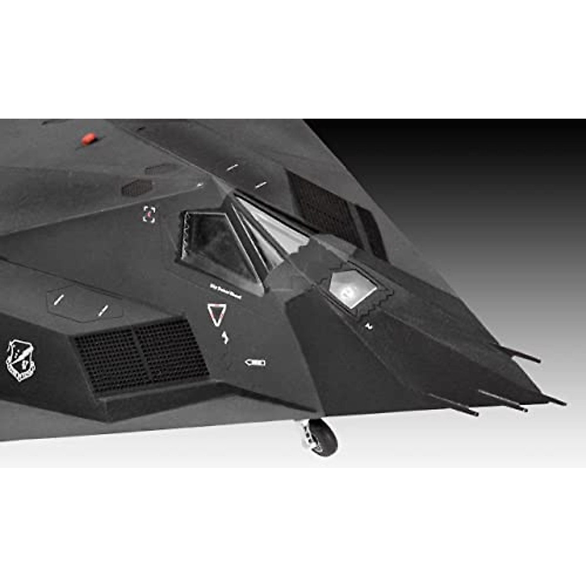 Revell 03899 F-117 F-117A Nighthawk Stealth Fighter, Multi Colour, 1: 72 Scale