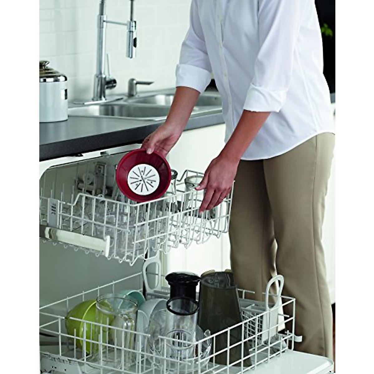 Oster JusSimple 2-Speed Easy Clean Juice Extractor with Extra-Wide Feed Chute, FPSTJE9010-000, 900W, Black/Silver