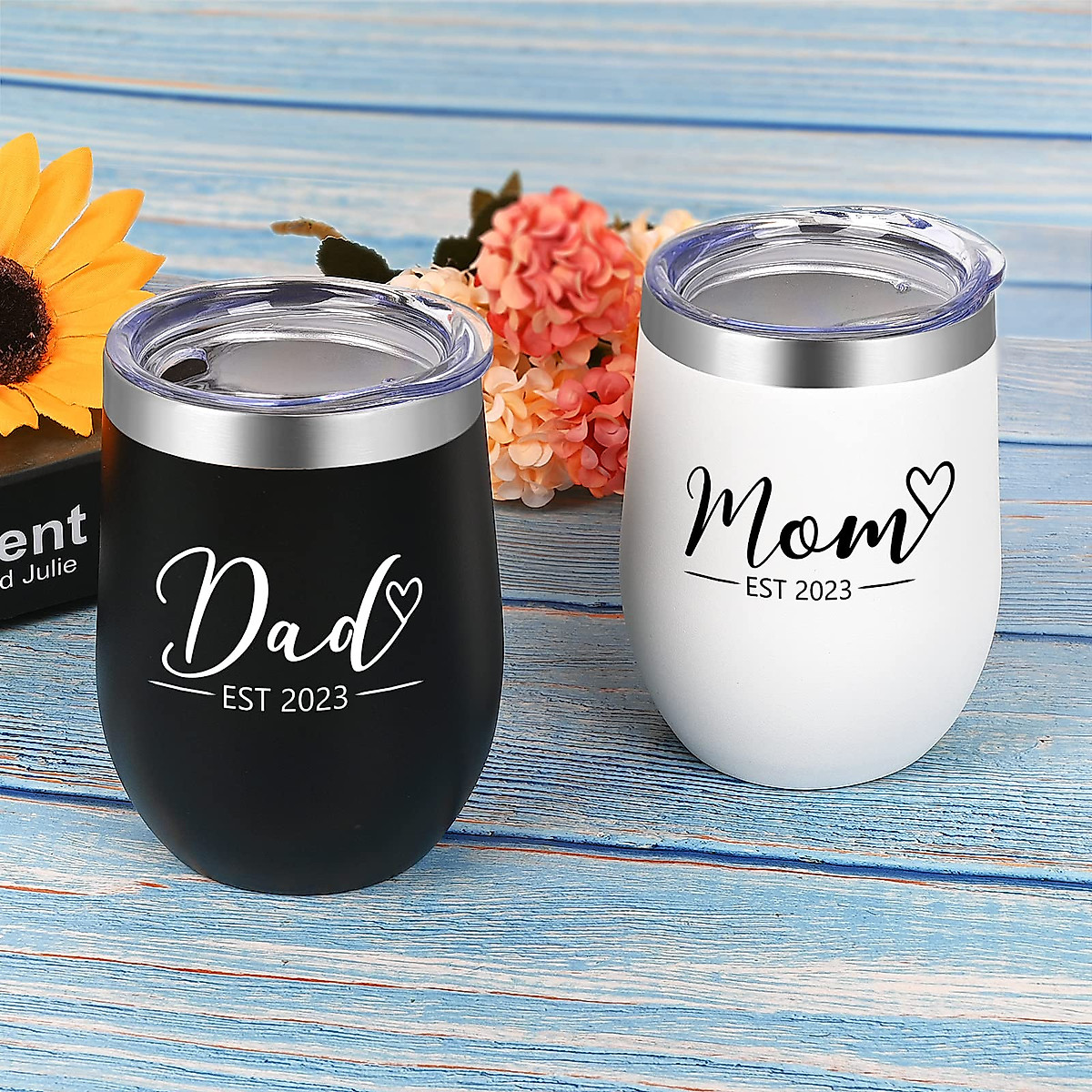 Homlouue New Parents Gift, Mom Dad Est 2023 Wine Tumbler Set for New Mom Dad Baby Shower New Pregnancy Baby Announcement, 12 Oz Insulated Stainless Steel Wine Tumbler, Set of 2, Black and White