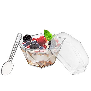 Foraineam 100 Pack Dessert Cups with 100 Lids and 100 Spoons, 3.7 oz. Clear Plastic Parfait Cups Disposable Reusable Diamond-shape Appetizer Cup Serving Bowls for Parties, Weddings and More
