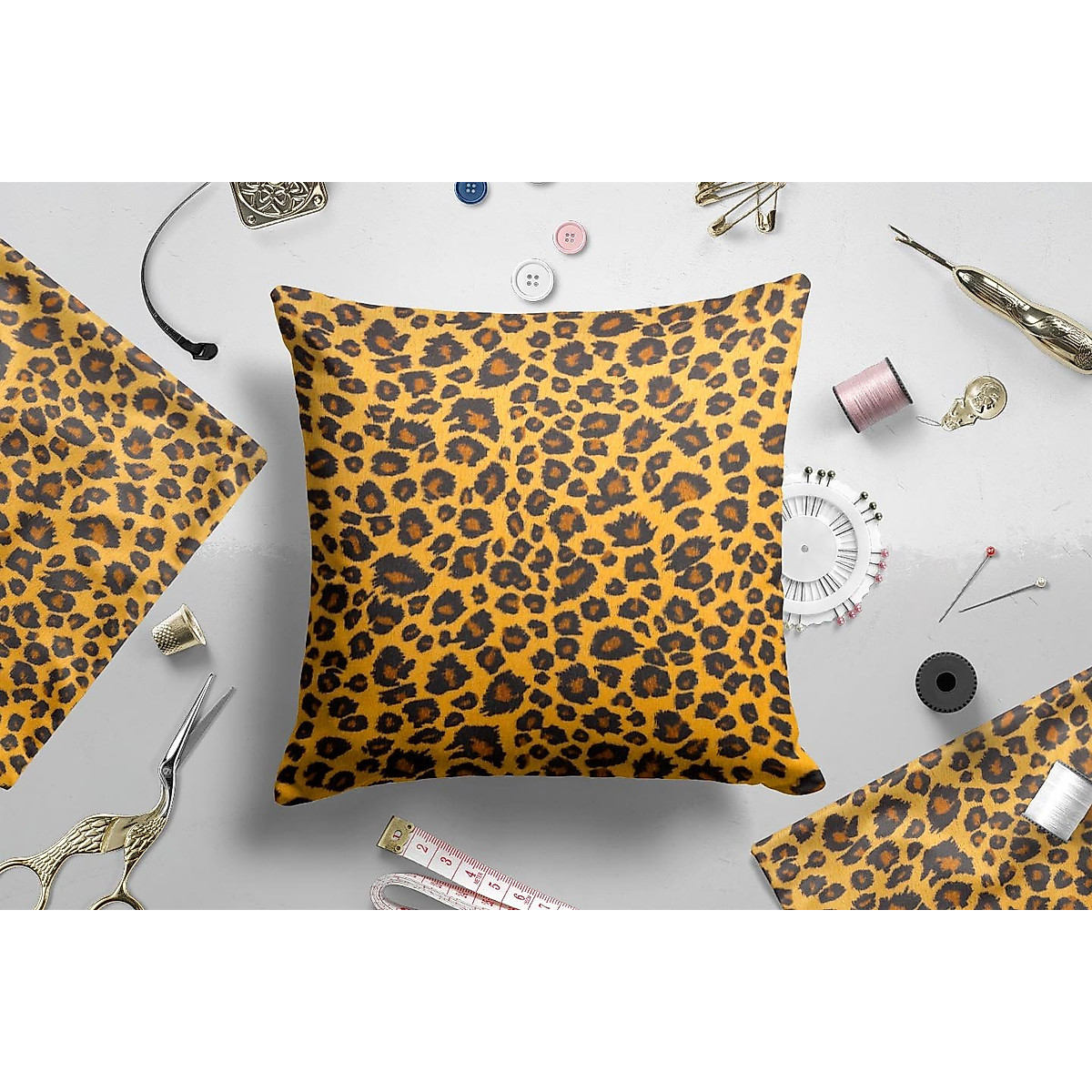 iiRov Summer Design Ink-Fuzed Decorative Throw Pillow - Summer Tiger Fur