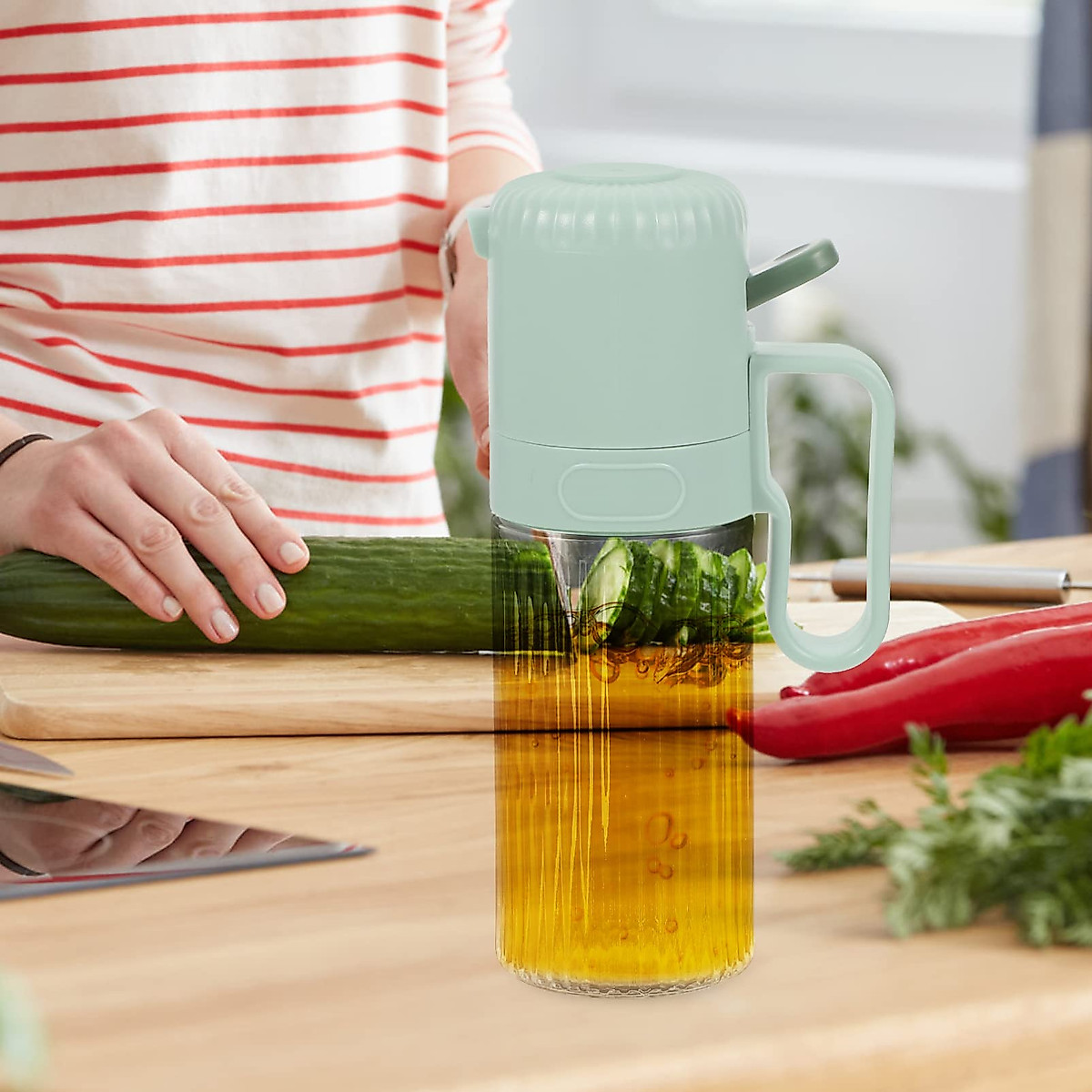 UPKOCH Spray Bottle Oil Bottle Oil Sprayer for Cooking Olive Oil Gadgets Oil Mister for Air Fryer Oil Dispenser Cooking Oil Sprayer Olive Oil Sprayer Kitchen Oil Container