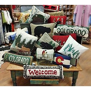 Chandler 4 Corners Artist-Designed Mountain Elk Hand-Hooked Wool Decorative Throw Pillow (18” x 18”)