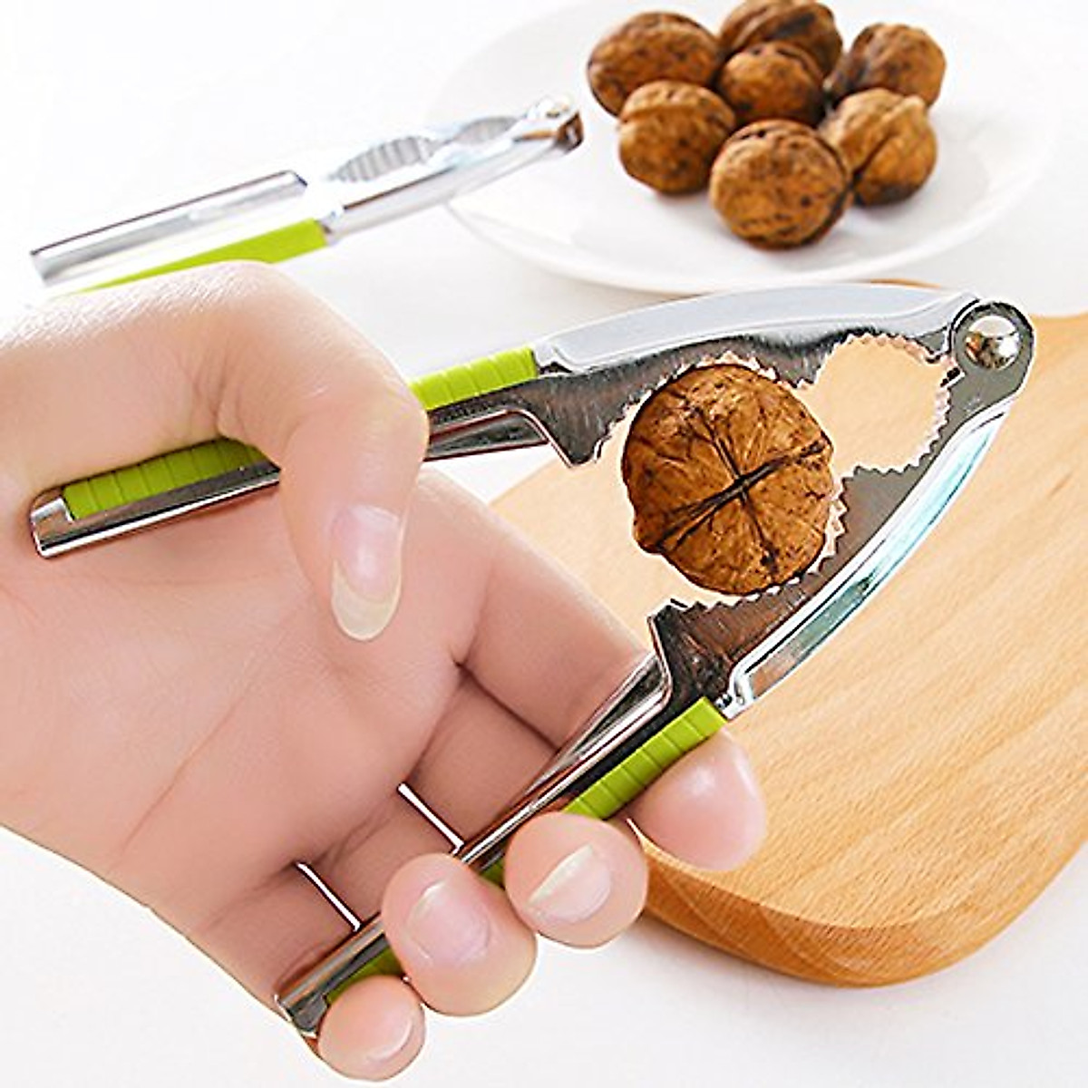 Fani Nut Crackers Walnut Cracker Heavy Duty Shell Cracker Seafood Cracker Walnut Opener Tool with Non-Slip Handle