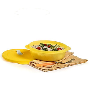 Tupperware CrystalWave Plus 4 1/4-Cup/1.1L Container in Yellow