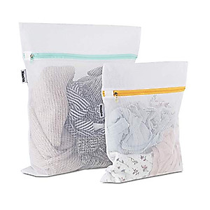 Mamlyn Mesh Laundry Bag for Delicates, Wash Bags for Underwear and Lingerie, Makeup Organizer Bag (1 Medium, 1 Small)