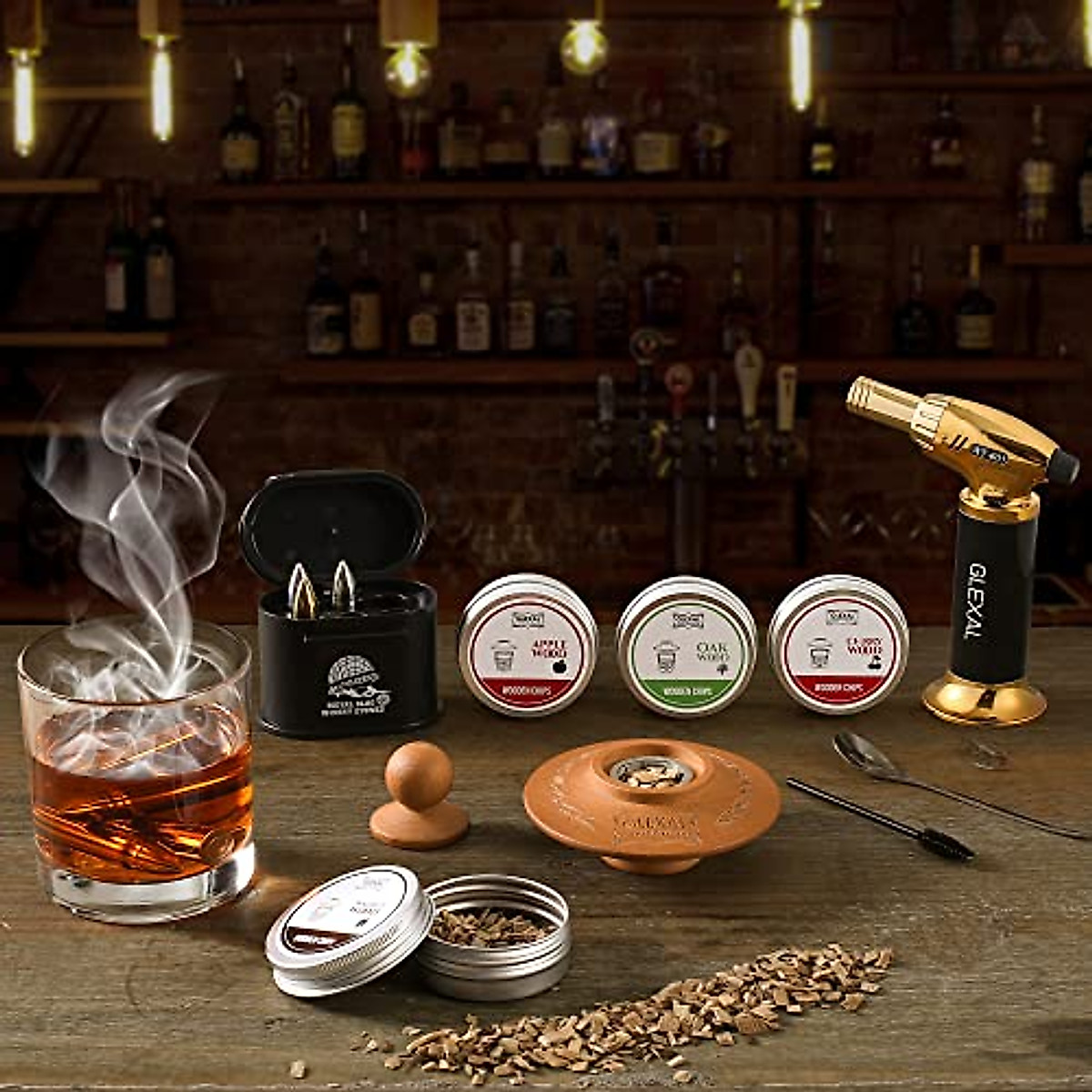 Bourbon Whiskey Cocktail Smoker Kit with Torch, Glexal Drink Smoker Infuser Kit with Four Flavors Wood Chips for Smoked Old Fashioned Cocktails, Whiskey Bourbon Gifts for Men Father's Day (No Butane)