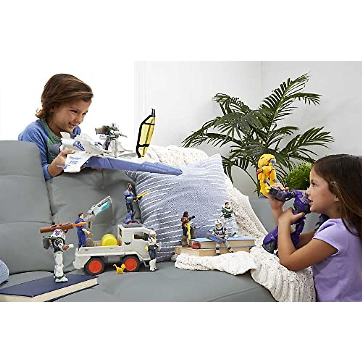 Mattel Lightyear Toys Vehicle, 5-in Scale Base Utility Truck, Movie Collector Toy, Rolling Wheels & Working Parts