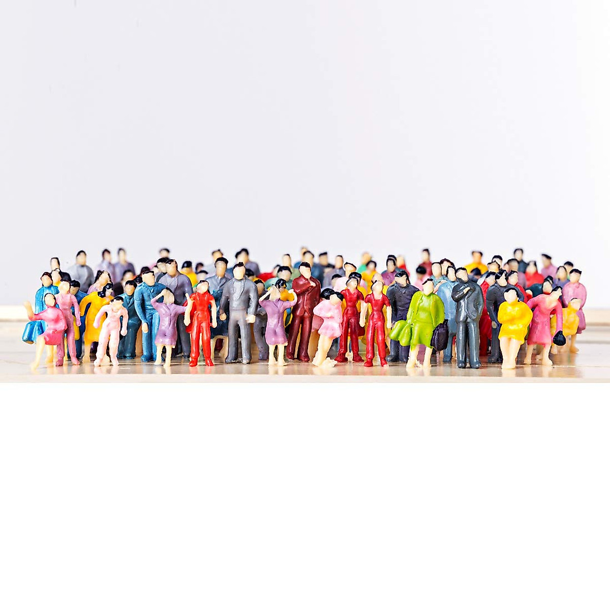 Yamix 100Pcs 1:87 HO Scale People HO Scale Figures Model Trains Architectural Miniature Figures for Miniature Scenes Model Train People