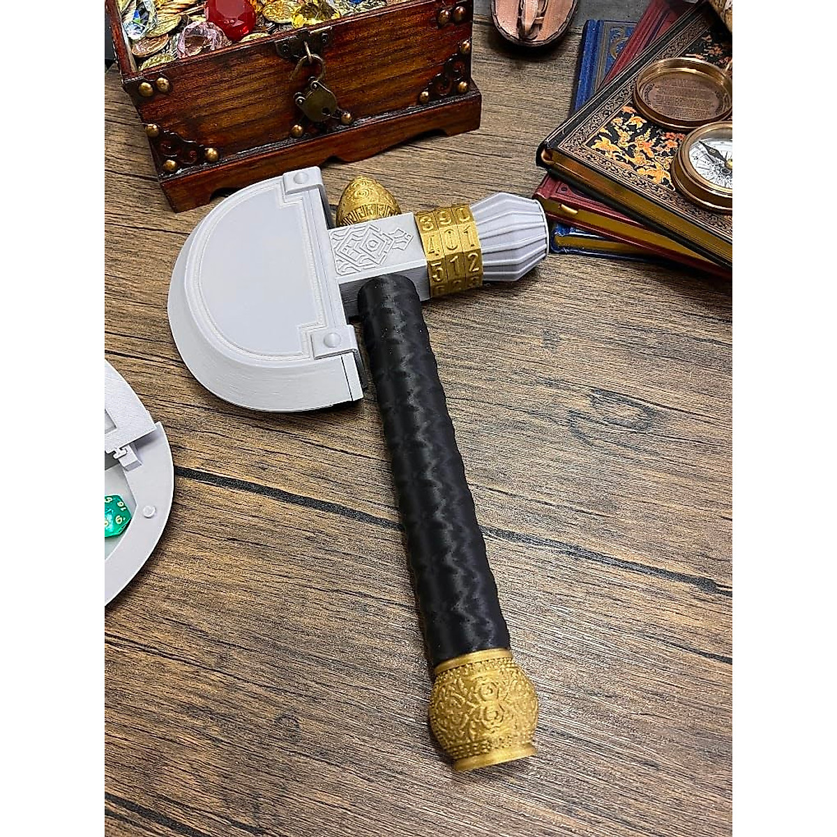 MunnyGrubbers - Axe Dice Holder & Dice Tray with Health Tracker - (Random 7PCS D20 Dice Set Included) - Tabletop Roleplaying Game - Dice Storage - Dice Roller - DND - Dungeons and Dragons - (Silver)