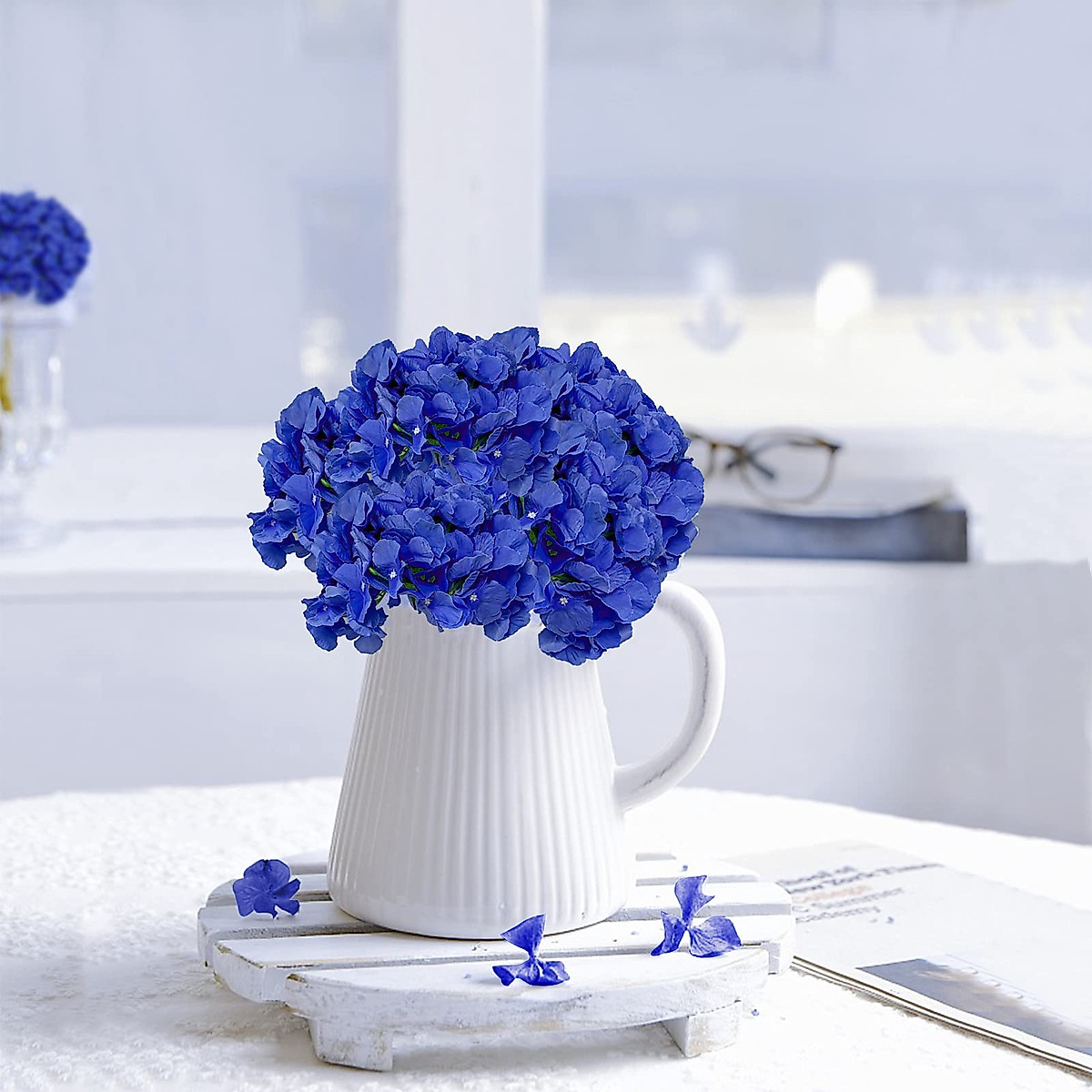 Jeejunye Hydrangea Slik Flowers Heads 12 Pieces with Stem, Fake Artificial Hydrangea Flower for Wedding Centerpiece Home Garden DIY