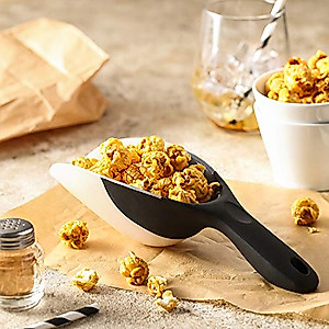 Spring Chef Magnetic Ice Scoop, Contoured Translucent Flexi-Plastic with Soft Grip Handle for Ice, Flour, Rice, Popcorn, Pet Food, Black