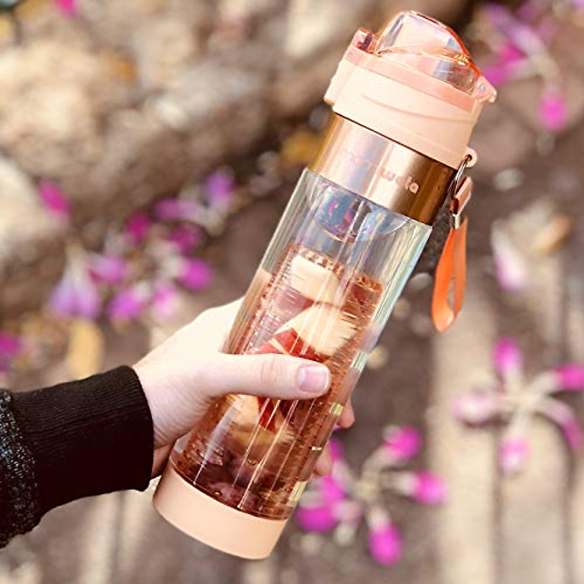 MAMI WATA Fruit Infuser Water Bottle – Unique Stylish Design – Includes Fruit Infused Water recipes eBook & Insulating sleeve – Create Naturally Flavoured Fruit Infused Water – Beautiful Gift Box