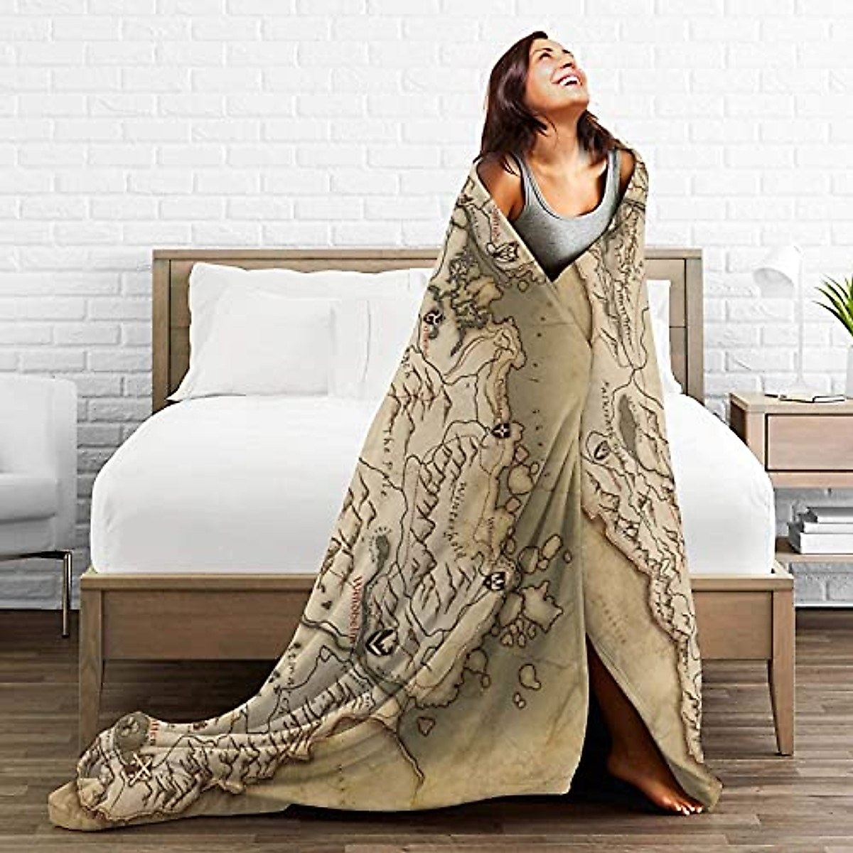 Map Fleece Blanket Ultra-Soft Micro Blankets for Couch Bed Beach Camping Or Travel Soft and Warm Throw Blanket (80"x 60") Queen-Size for Adults Man Women