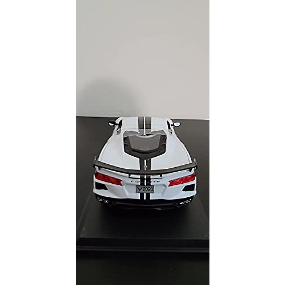 Maisto Diecast Cars 2020 Chevy Corvette Stingray C8 Coupe with High Wing White with Black Stripes 118 Diecast Model Car by 31455