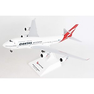 Daron SkyMarks Qantas 747-400 1/200 Farewell Queen of The Skies VH-OEJ (SKR1064)