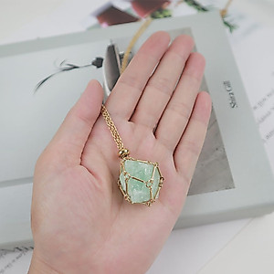 VNVETYTO Crystal Holder Necklace 14K Gold-plated Stainless Steel Cage Crystal Gemstone Pendant Necklace Jewelry for Women Men (Green Fluorite)