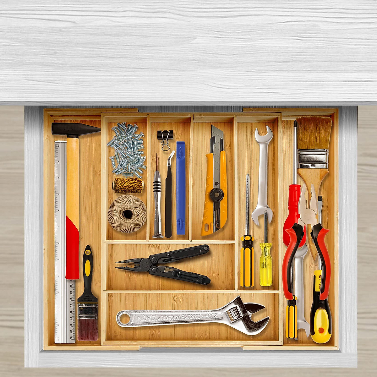 ZROOY Expandable Bamboo Kitchen Silverware Organizer Drawer for Utensils Holder and Cutlery, 8 Compartments for Drawer Tray with Grooved Drawer Dividers , Flatware and Kitchen Utensils (Natural)