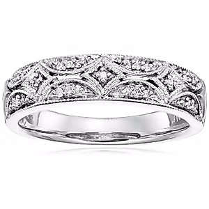 Amazon Essentials Sterling Silver Diamond Accent Band Ring, Size 7 (previously Amazon Collection)