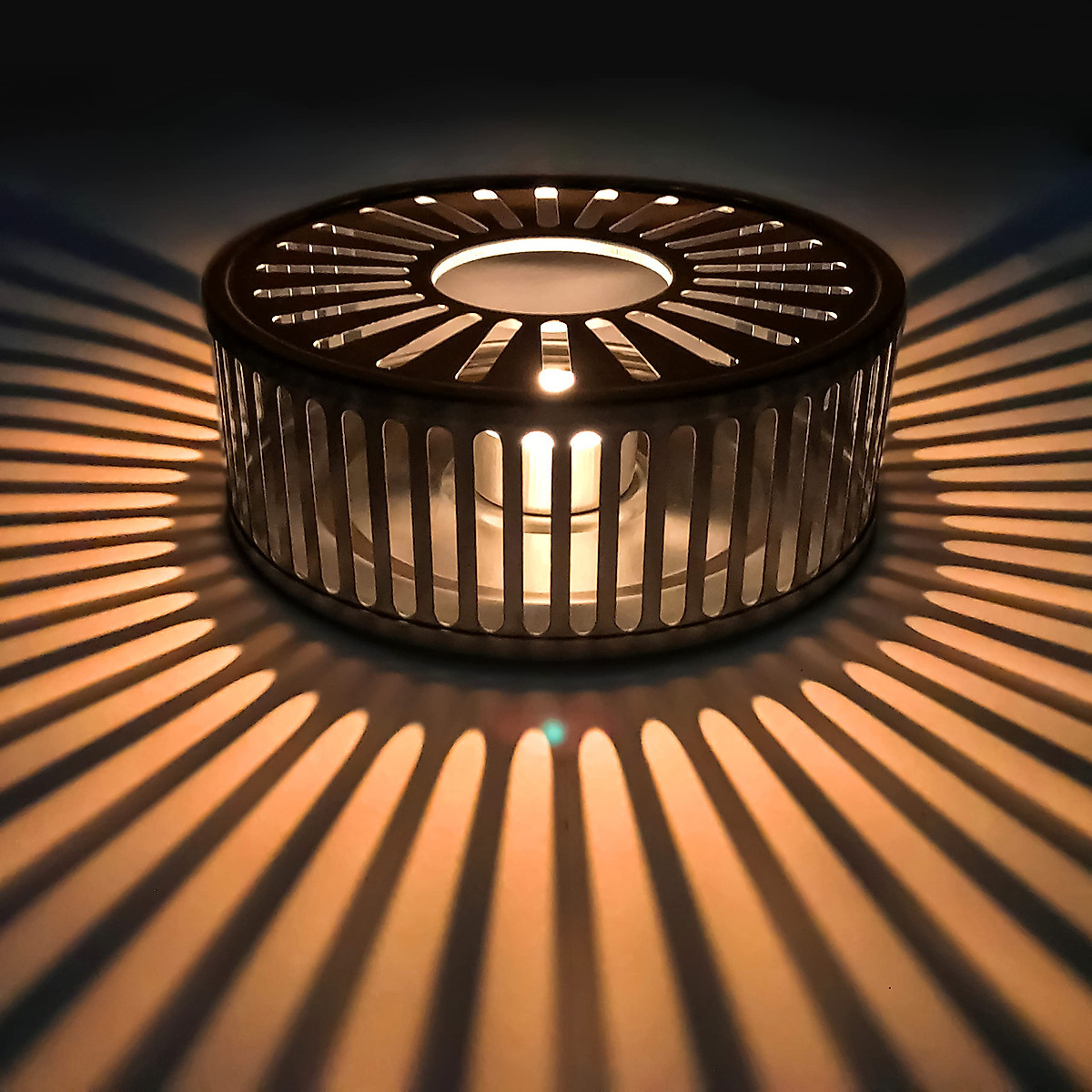 Creano Designer Stainless Steel Tea Warmer with Tea Light Holder - Tea Cosy - Stable Not Rattling - Rechaud Suitable for All Teapots