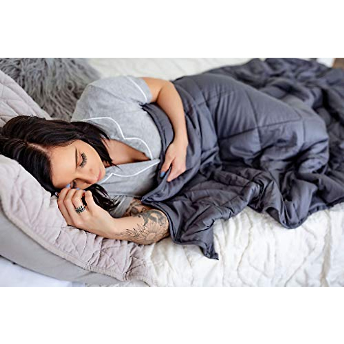 Earth's Pearl 15 lbs Premium Quality Year Round Comfort – Cooling Weighted Blanket | 48 x 72 inches | Perfect for Adults, Big Kids and Teens