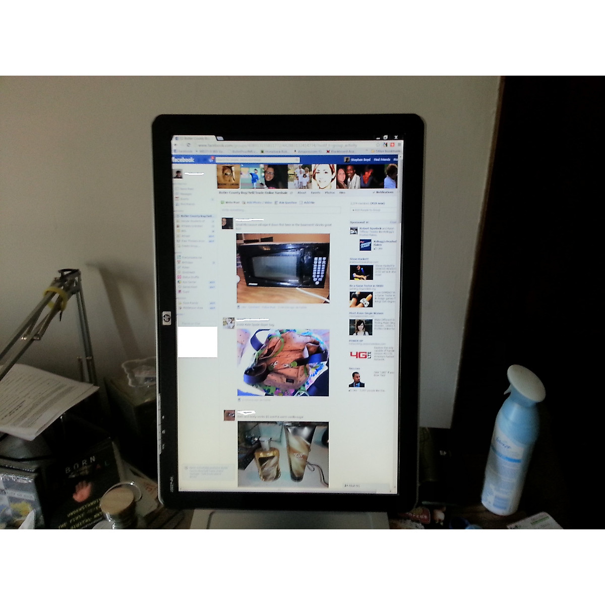 HP W2207 22-inch Widescreen Flat Panel LCD Monitor