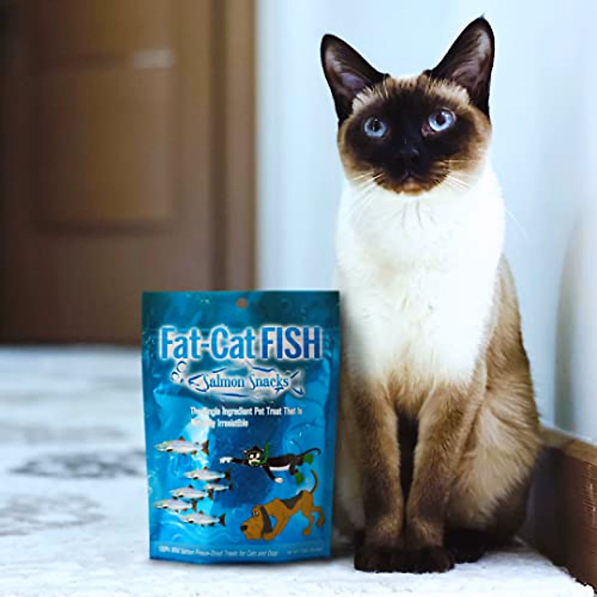 Fat-Cat Fish - Organic Crunchy Treats for Pets - Freeze-Dried 100% Raw Wild Salmon Dog and Cat Treats - Natural Healthy Low Calorie Snacks w/Protein Omega 3&6 - Made in USA - Pack of 3 (1.25 oz x 3)