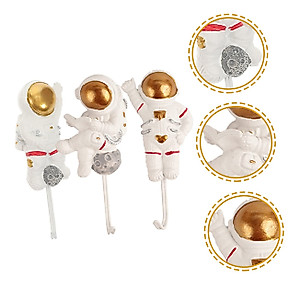 CAXUSD 3Pcs Astronaut Wall Mounted Hooks Adhesive Sticky Coat Hangers for Entryway Bathroom Room Creative Space Themed Storage Solution