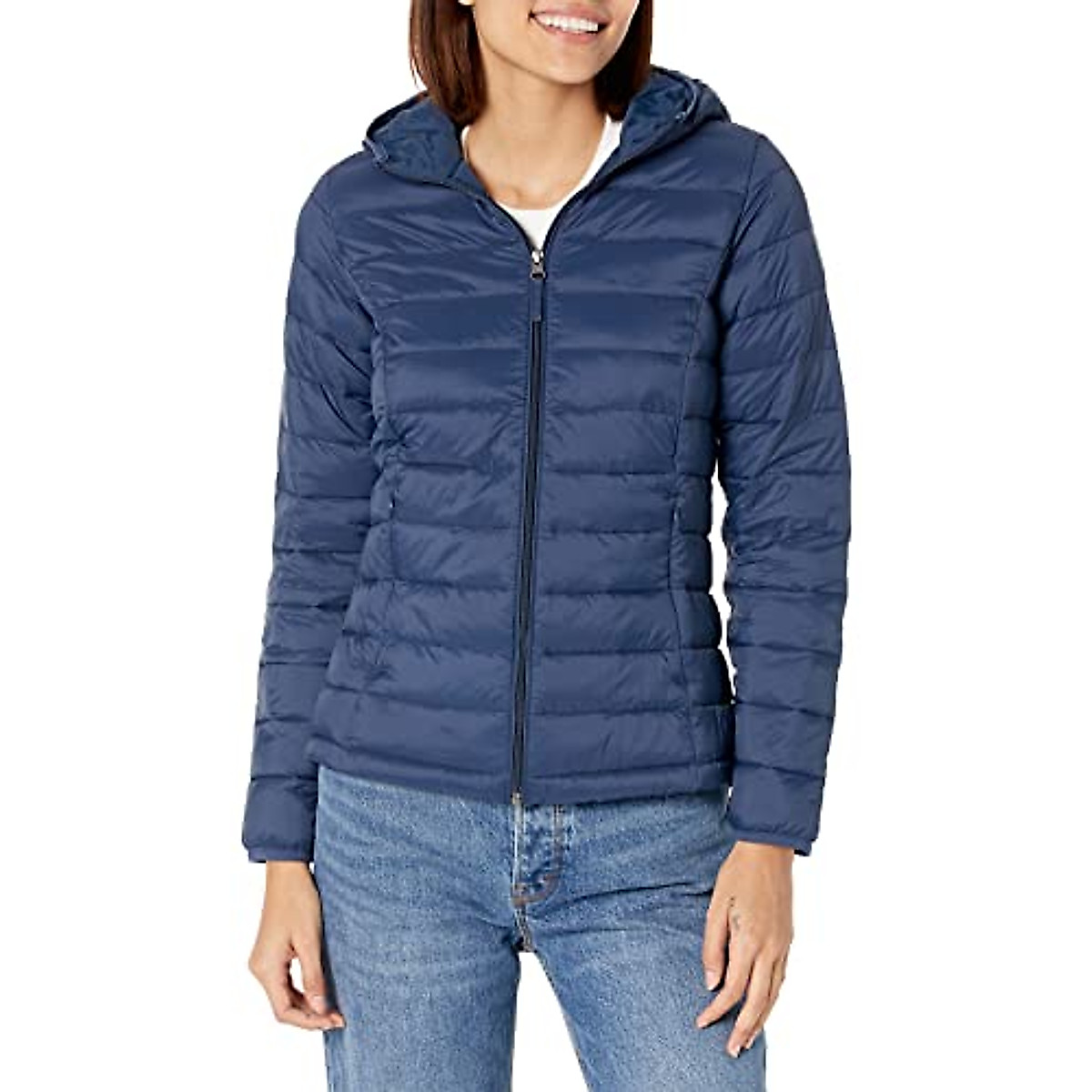 Amazon Essentials Women's Lightweight Long-Sleeve Full-Zip Water-Resistant Packable Hooded Puffer Jacket, Navy, Medium