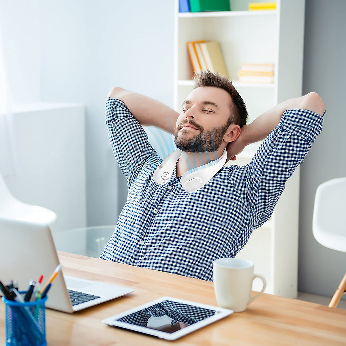 HUAYU, Personal Fan Neck, Neck Fans Portable Rechargable Prime, Portable Neck Fan Rechargeable, USB Powered Fan, 3 Speeds Hands free Neck Fan for Sporting and Outdoor activities (White&Pink)