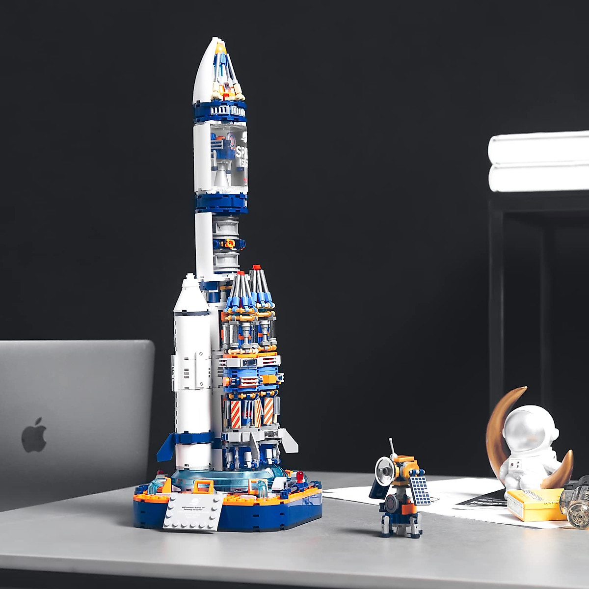 JOJO&Peach Space Exploration Rocket Building Toys, Collectible Display Model Set, Ideas Gift for Adults Boys Girls Age 8+（863 Pieces）