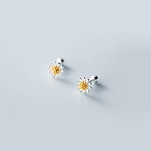 18G Cute Daisy Flower Cartilage Stud Earrings Sterling Silver for Women Girls Dainty Helix Tragus Earring Labret Studs Barbell Screw Back Ear Piercing Jewelry Gifts Hypoallergenic BFF