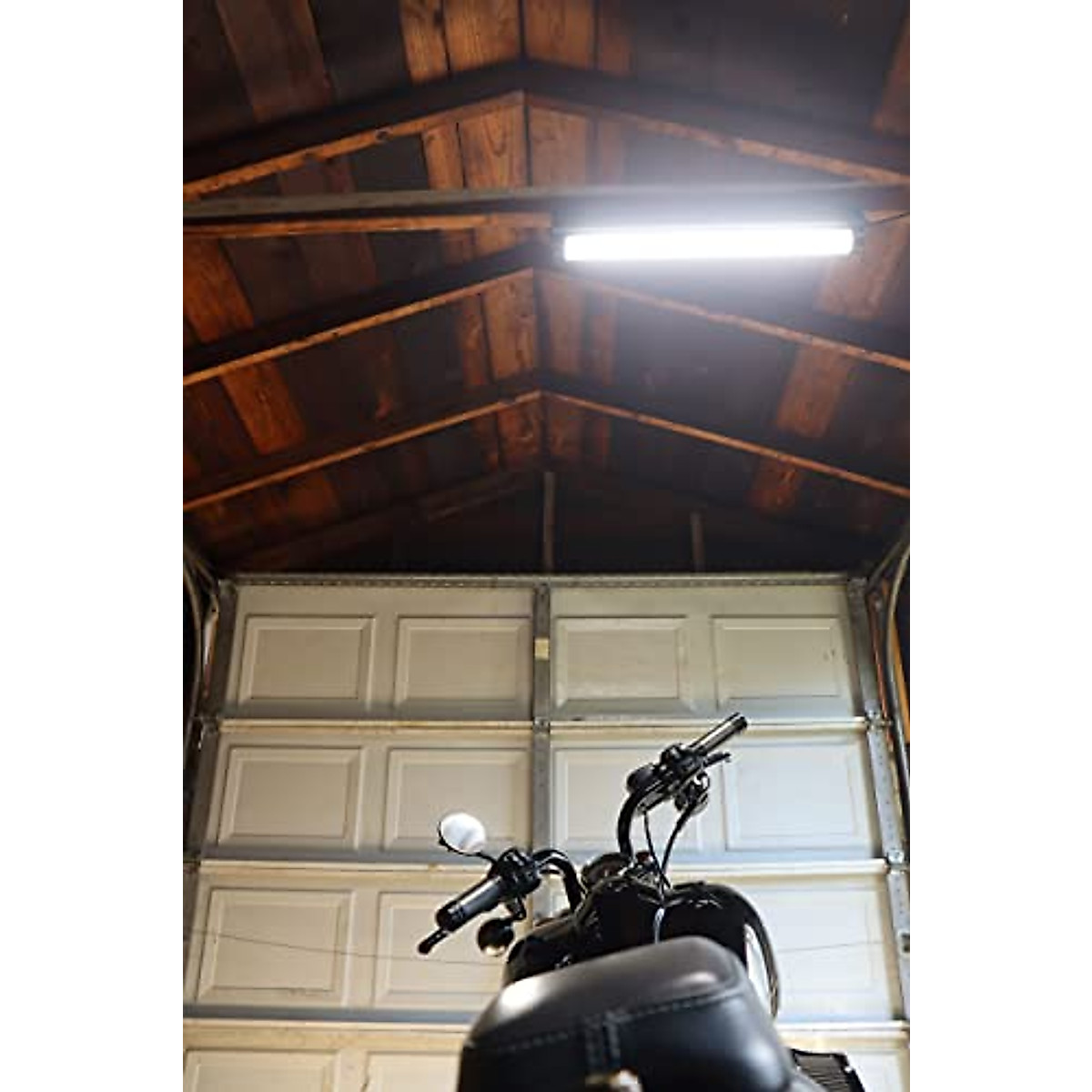 American Solutions AZ9002 LED 4FT Linear Vaportight Indoor/Outdoor Cool White IP65/IP66 Fixture