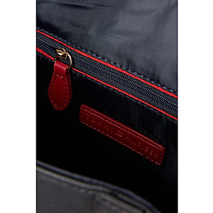 Tommy Hilfiger Gretta II Flap Backpack with Hangoff Saffiano PVC Black One Size