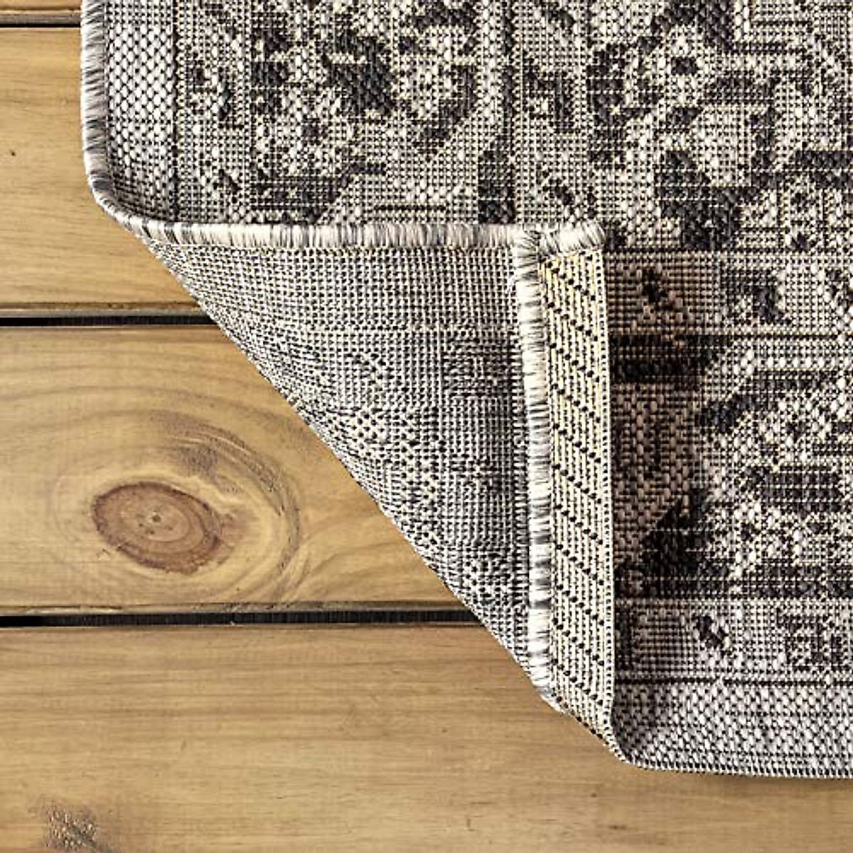 JONATHAN Y SMB102D-4 Rozetta Boho Medallion Textured Weave Indoor Outdoor Area -Rug Coastal Bohemian Rustic Glam Easy -Cleaning Bedroom Kitchen Backyard Patio Non Shedding, 4 X 6, Gray/Black
