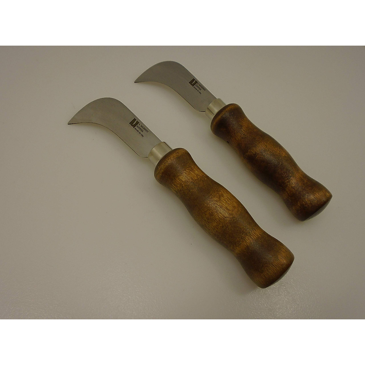 R Murphy USA Bundled Lot of (2) 17 Gauge Roofing/Linoleum Knives - Long Blades # 86797