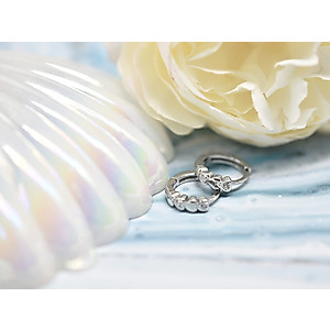 Silver Hoop Earrings Set for Women Sterlings Silver Hypoallergenic Star Earrings Heart Hoop Earrings Danity Cubic Zirconia Cartilage Huggie Hoop Earrings Set for Her Gifts for Birthday Christmas