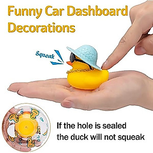 wonuu Car Rubber Duck Dashboard Ornament with Mini Bachelor Cap, Necklace & Sunglasses
