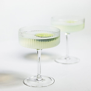 Siplett Luxe Champagne Coupe Glasses Set of 4 10 oz, Ribbed Martini Glasses with Gift Box, Vintage Champagne Glasses, Classic Cocktail Glasses with Stem