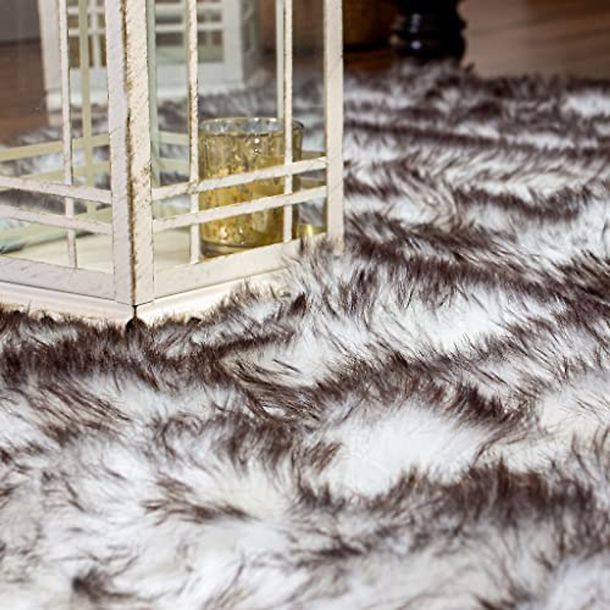 Faux Fur Shag Rug Extra Soft Fluffy Carpet for Any Room Decor 2' x 3' White & Black Tips